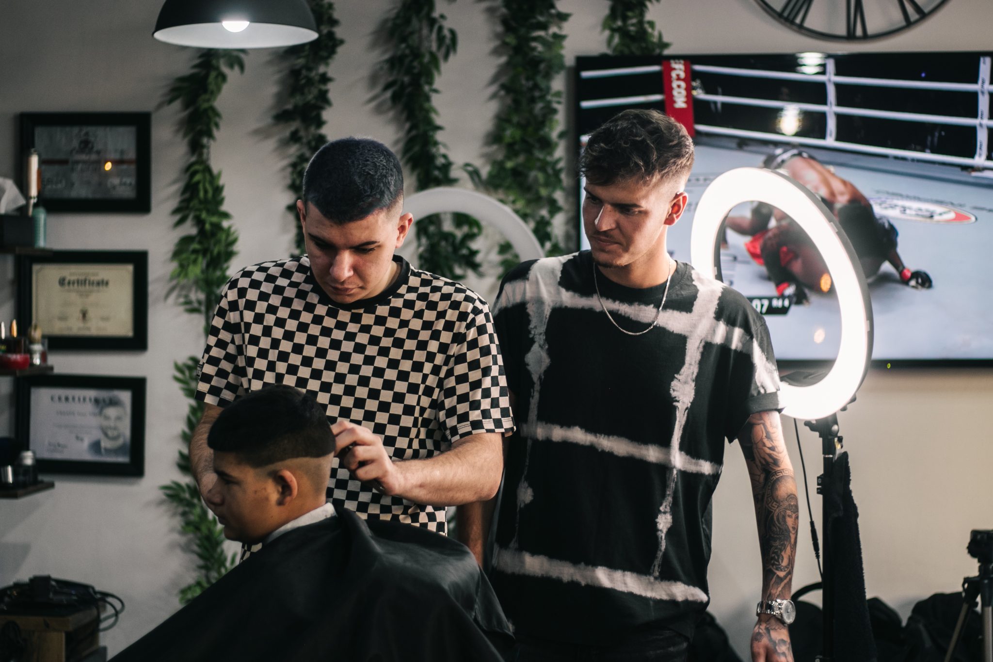 Institut - CHAMPIONS BARBER SHOP
